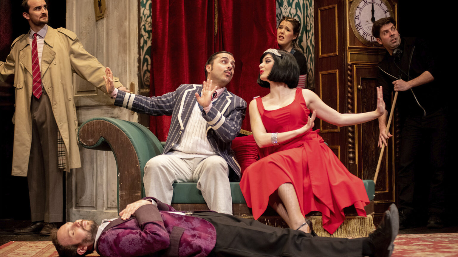 La función que sale mal, la comedia teatral más taquillera del mundo ...